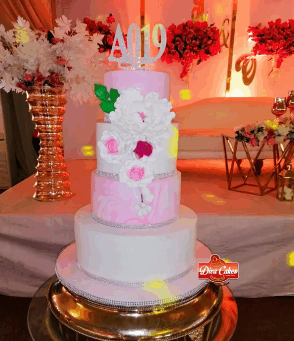 Golden Rose Wedding Cake - Diva Cakes